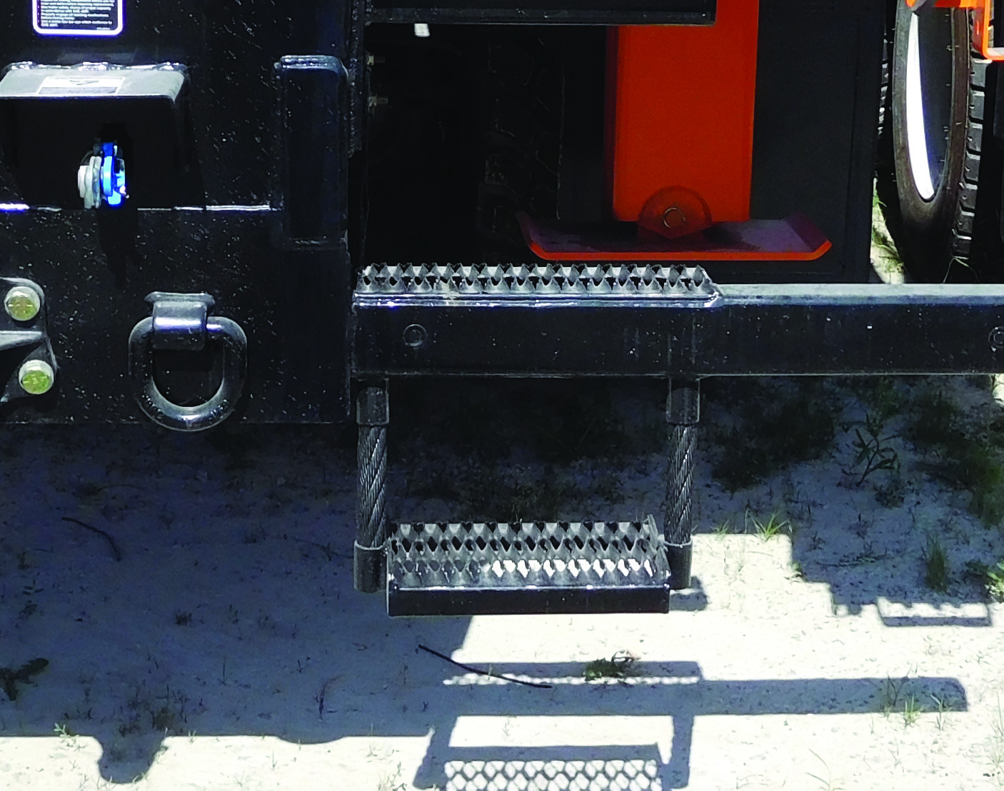 Single Cable Step 12" Tall x 12" Wide - 970172375 | Altec Inc.